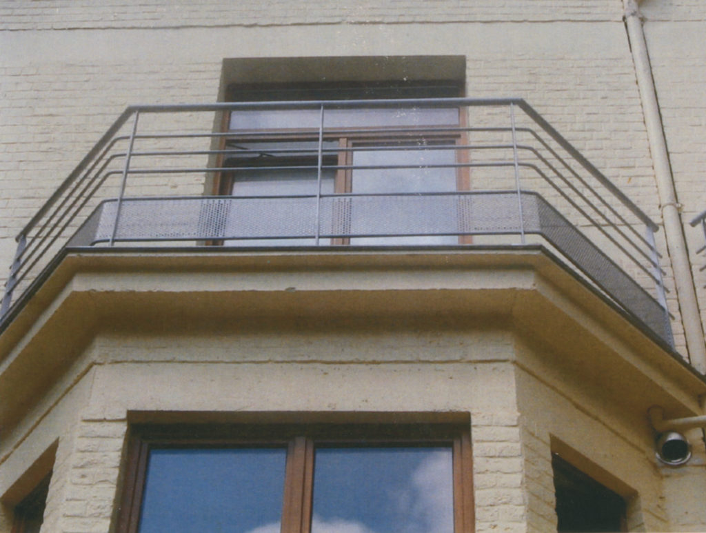 Balcons en métal sur mesure - Demandez un DEVIS GRATUIT!