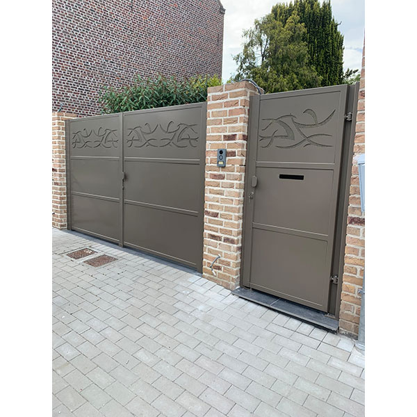 Portails en métal sur mesure - Demandez un DEVIS GRATUIT]!