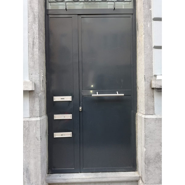 Portes en Métal sur mesure - Demandez votre DEVIS GRATUIT