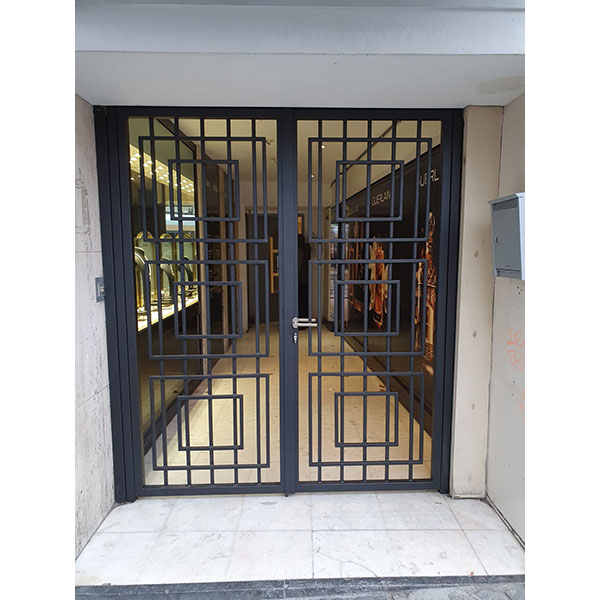 Portes en Métal sur mesure - Demandez votre DEVIS GRATUIT