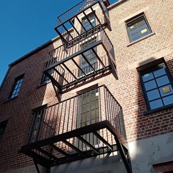 Balcons en métal sur mesure - Demandez un DEVIS GRATUIT!